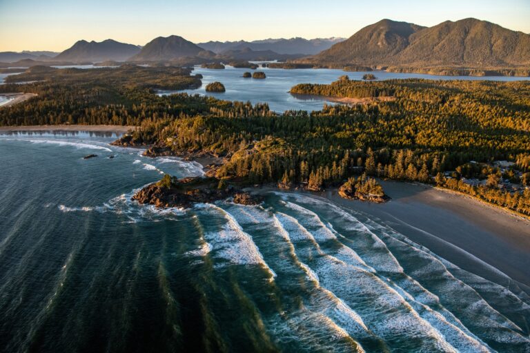 A Jonathon Hawes Guide to the West Coast of Canada • Jonathon Hawes